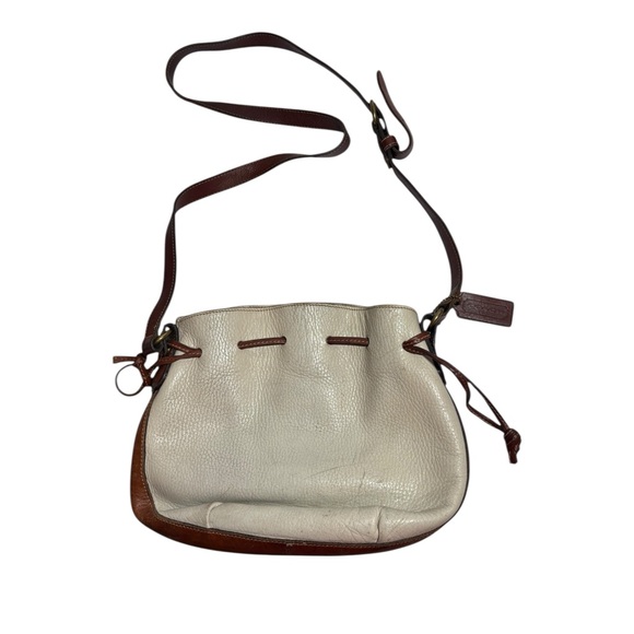 Coach | Bags | Vintage Coach Cream Colored Pebbled Leather Womens ...